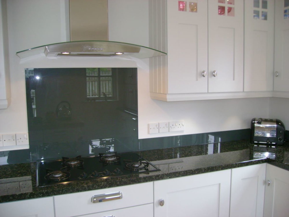 Made to Measure Coloured Glass Upstands