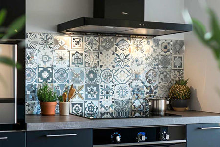 Glass Printed Splashbacks | Glass Patterned Splashbacks | Painted